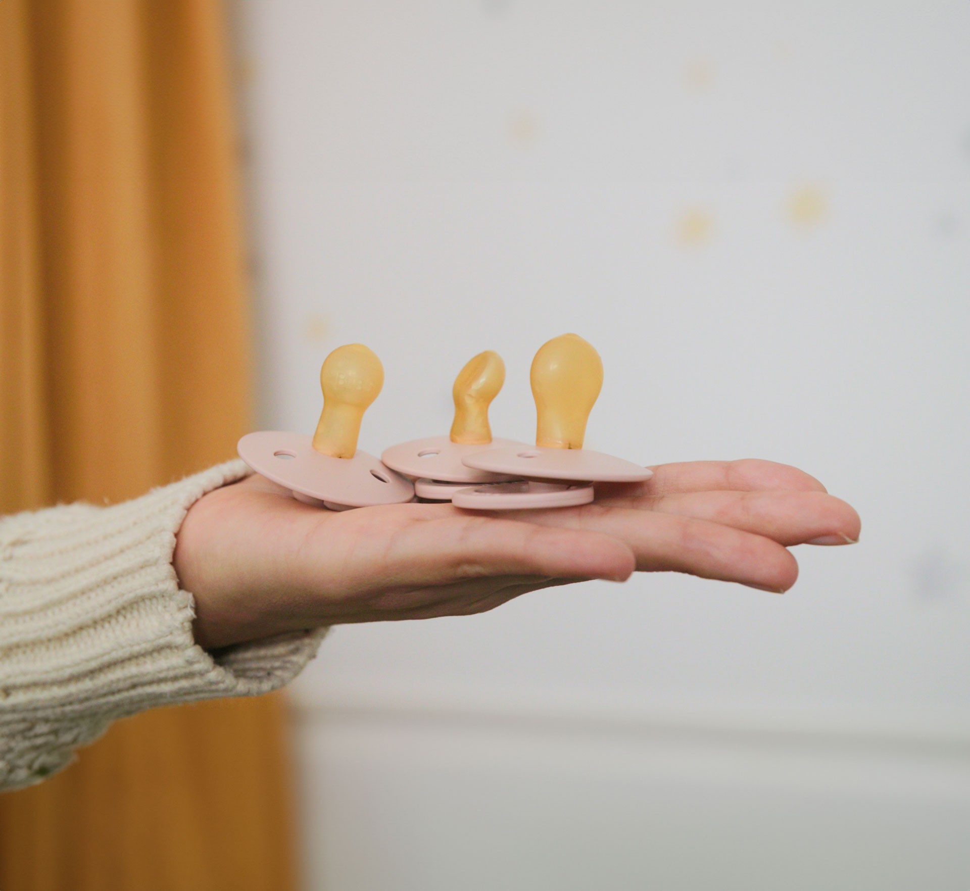 Best Dummies For Newborns in 2025 | Best Infant Pacifier | One Fine Baby